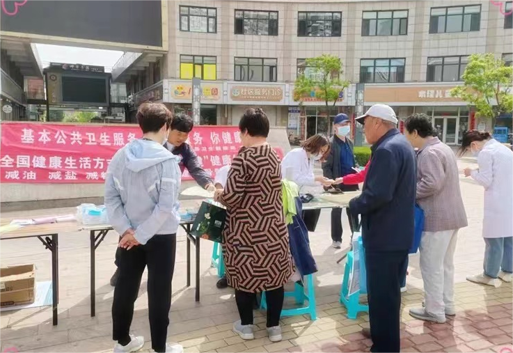 承德市滦平县卫健局开展 5·29”免费药具发放宣传活动 河北省计划生育协会门户网站